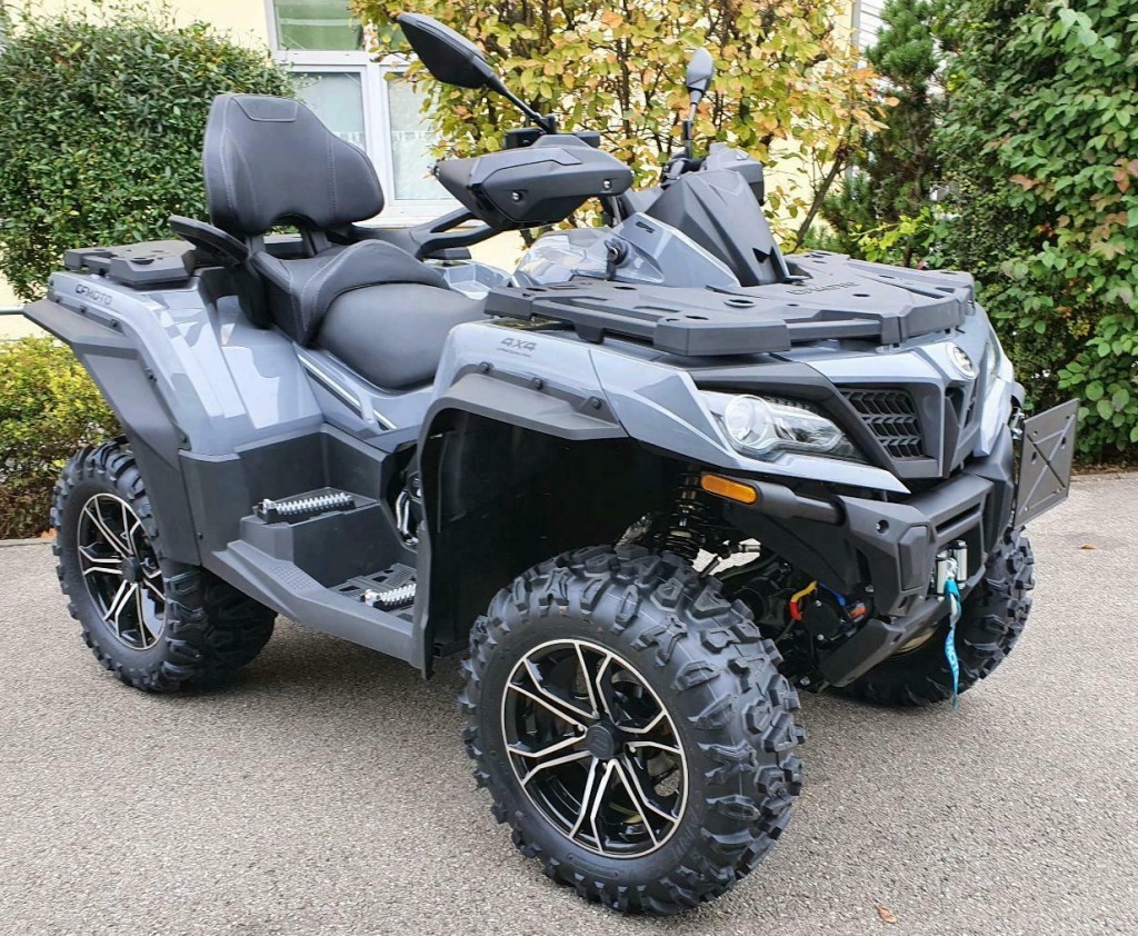 Štvorkolka CForce 850 L DLX EPS T3b - Moto Raster